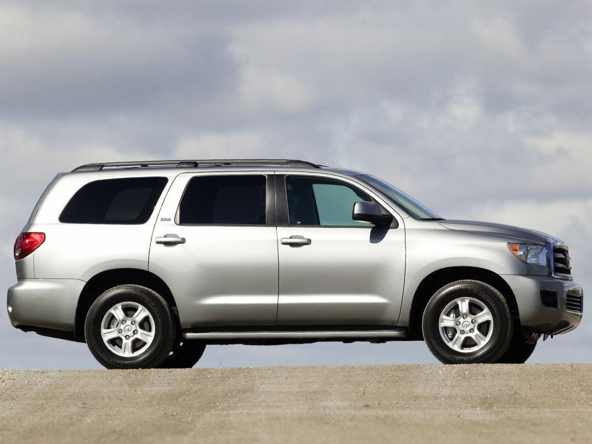 Toyota Sequoia II 5.7L V8 (381 Hp) 4WD
